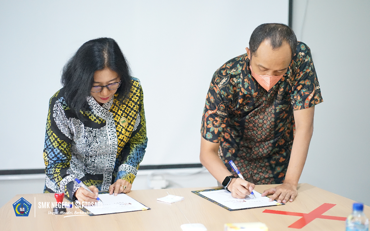 SMKN 1 SAPTOSARI | Penandatanganan Naskah Kerjasama (MoU) Antara ... SMKN 1 SAPTOSARI | Penandatanganan Naskah Kerjasama (MoU) Antara ...